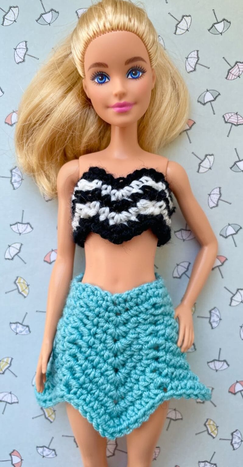 Free Barbie doll crochet patterns - Chevron zig zag dress, top and skirt
