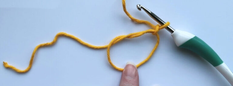 Magic Circle Crochet Tutorial (with Video & Step by Step Pictures ...
