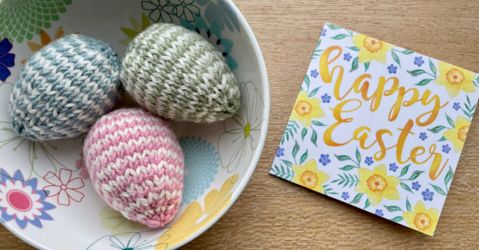 Quick knit easter egg decorations (in the round) - free pattern - Craft Fix