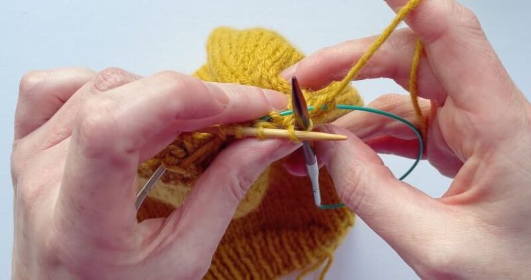 How to Finish Knitting a Hat with Circular Needles - without DPNs or Magic Loop! - Craft Fix